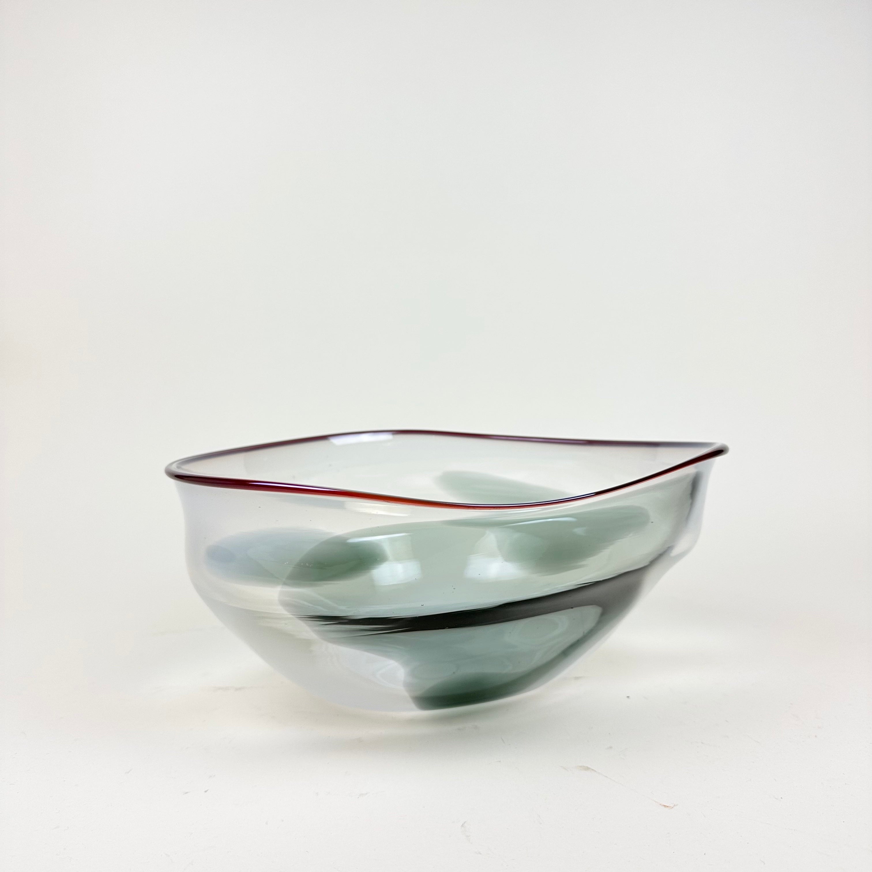 Milky glass bowl by Silje Lindrup – Arranging Things