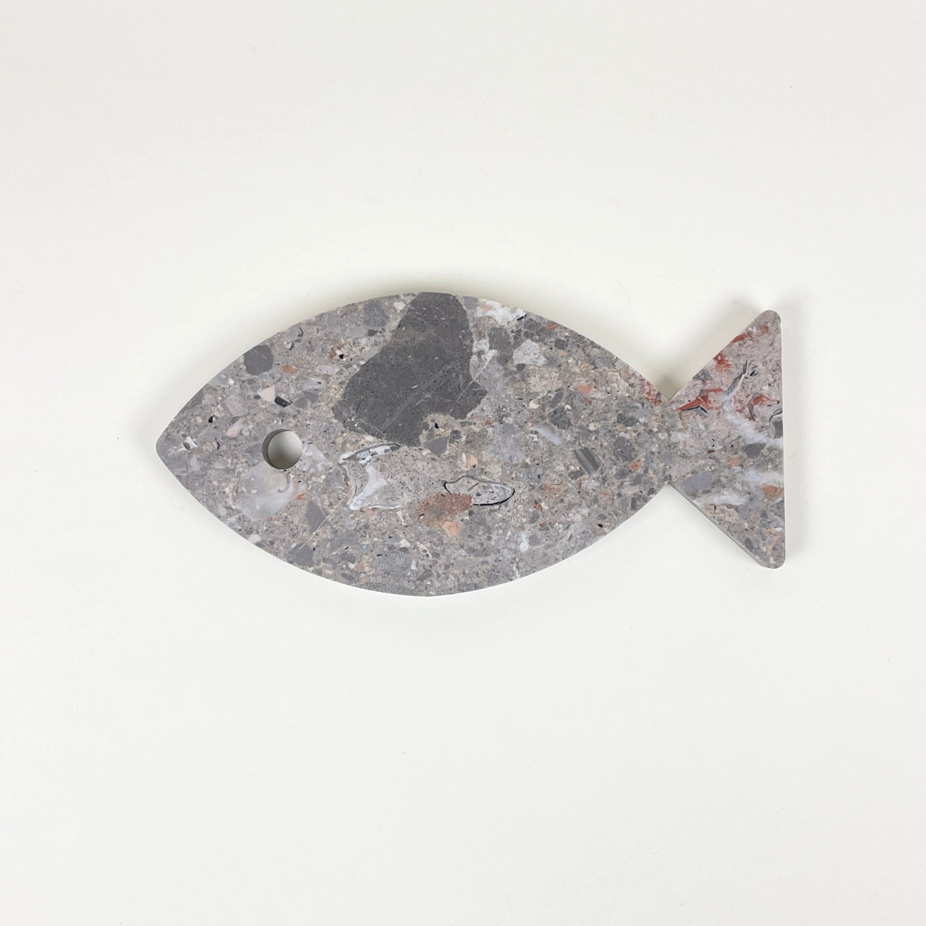 Marble fish by Public Studio, grey – Arranging Things